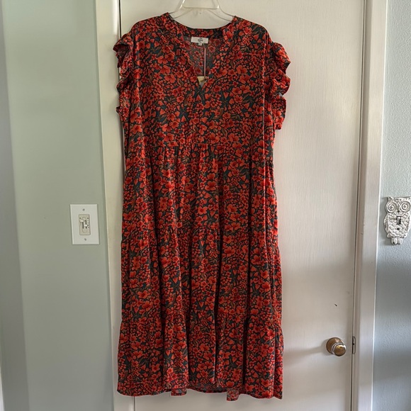 entro | Dresses | Entro Red And Black Floral Midi Dress | Poshmark